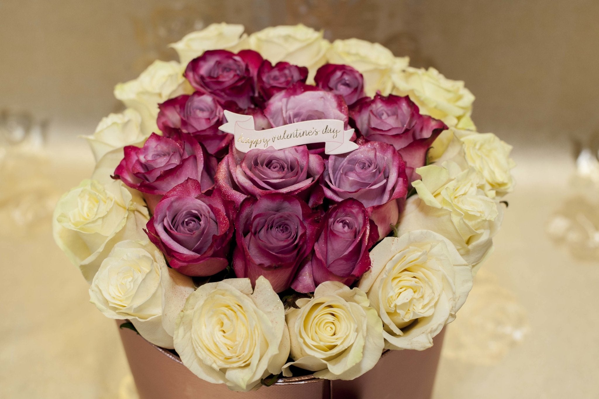 Elegant Luxury Love Box No.2 - Romantic Floral Arrangement